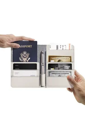 JOURNEY Loc8 Passport Finder Wallet - Light Grey