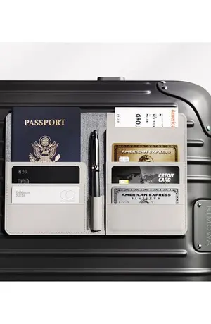 JOURNEY Loc8 Passport Finder Wallet - Light Grey