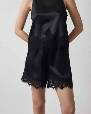 ONE & OTHER Grace Short