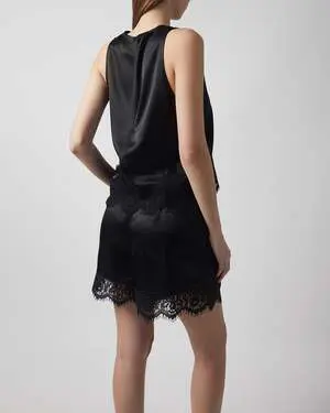 ONE & OTHER Grace Short