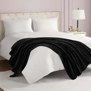 Juicy Couture Solid Plush Throw Blanket Black
