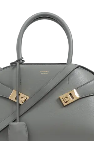 FERRAGAMO Hug Shoulder Bag