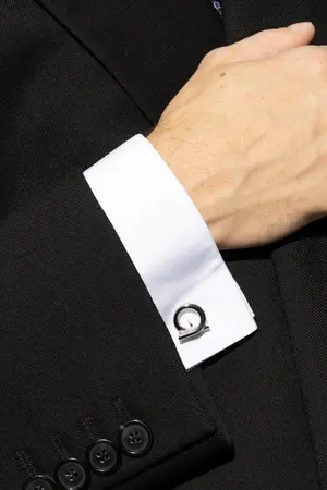 FERRAGAMO Cufflinks In Logo Shape - Silver