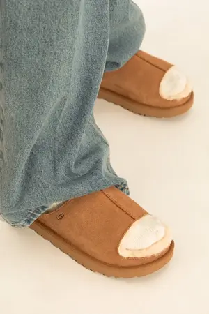 UGG Greenport Slides - Brown
