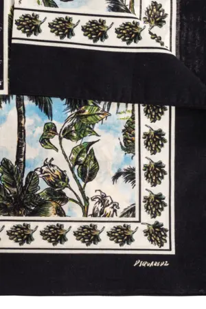 Dsquared2 Scarf With Print