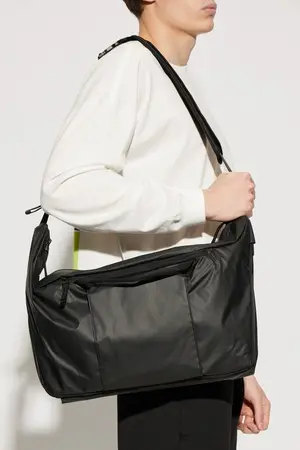 DB JOURNEY Ramverk Pro 24l Shoulder Bag - Black