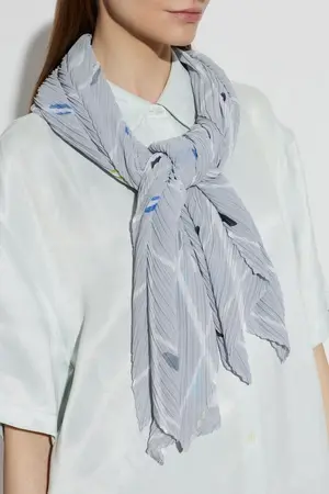 Issey Miyake Pleated Scarf With Print - Grey