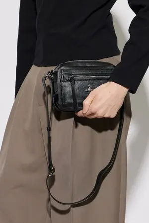 VIVIENNE WESTWOOD Hannah Shoulder Bag