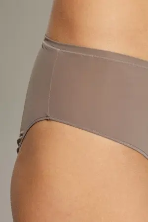 Hanro Leggings From The "allure" Collection