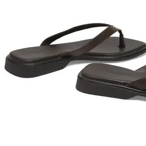 VAGABOND SHOEMAKERS Izzy Leather Flip Flops