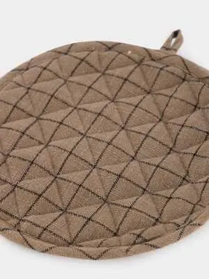Madam Stoltz Quilted Pot Holder - Brown