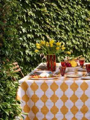 La DoubleJ Plaza Tablecloth - Yellow