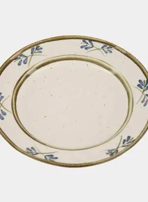 HOUSE OF CAPRICORN Hand-painted Lusitano Leaf Stoneware Dessert Plate