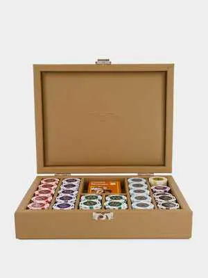 Hector Saxe Paris Cognac Leather Poker Set - Brown
