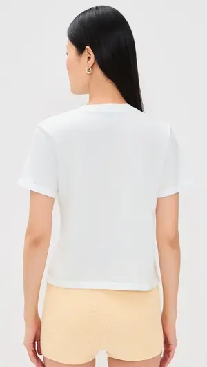 SUNNY SOMEWHERE Daisy Graphic Tee
