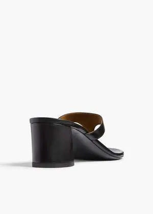 Khaite Archer Sandal In Leather - Black