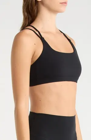 MPG Cloud Strappy Sports Bra - Black