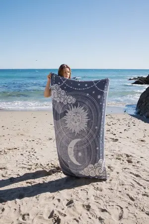 INFUSEZEN Celestial Sun And Moon Sand Resistant Organic Turkish Towel - Navy