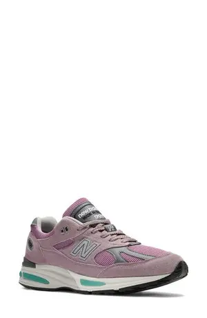 Gender Inclusive Sneakers
