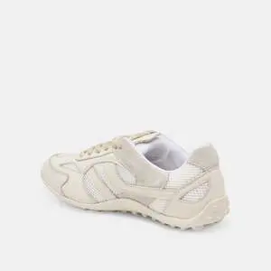 DOLCEVITA Myles Sneakers