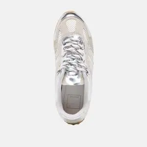 DOLCEVITA Myles Sneakers