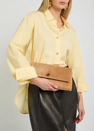 Khaite Audrey Suede Clutch - Camel