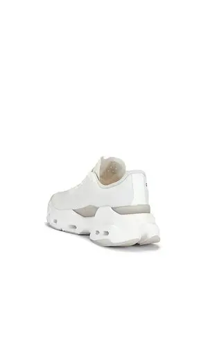 On Cloudpulse 2 Sneaker - White