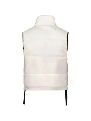 BETTY BARCLAY Quilted Zip Sleeveless Gilet