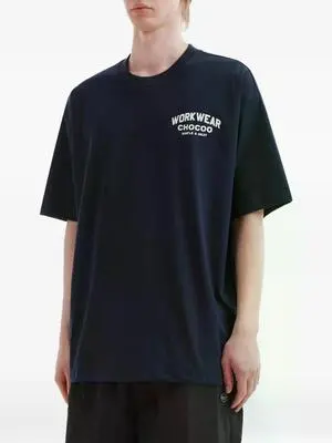 CHOCOOLATE Crewneck Graphic T-shirt