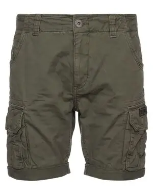 Alpha Industries Shorts - Green
