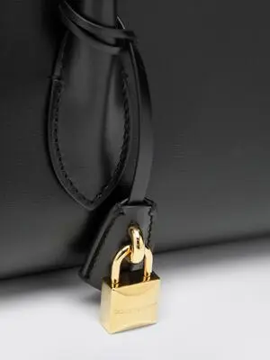 Dolce & Gabbana Shoulder Bag