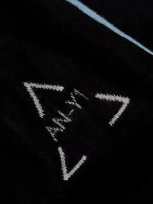 AN-Y1 Crew Neck Top