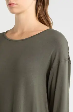 MPG Breeze Open Twist Back Top