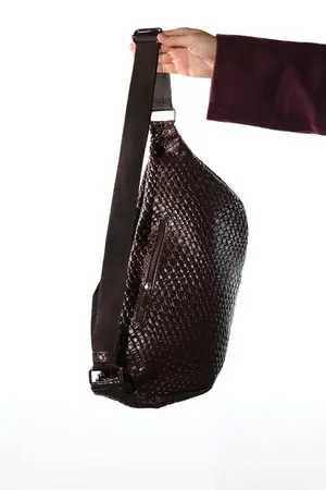 PROLOGUE SHOES Venta Waist Bag - Brown