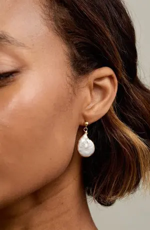 SET & STONES Gracie Freshwater Pearl Drop Earrings