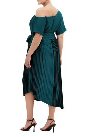 City Chic Payton Pleated One-shoulder Maxi Dress - Emerald