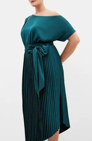 City Chic Payton Pleated One-shoulder Maxi Dress - Emerald