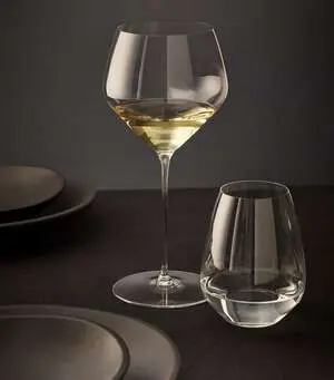RIEDEL Crystal Veloce Chardonnay Wine Glasses - Clear