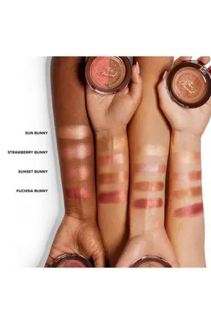TOO FACED Blushing Bronzer - Sunset Bunny