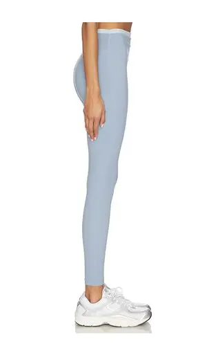 GOLD HINGE Double Waist Strydeform Legging