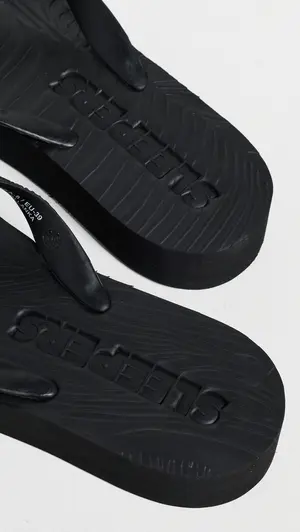 VELOUR Platform Flip Flops