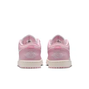 JORDAN 1 Low Shoes