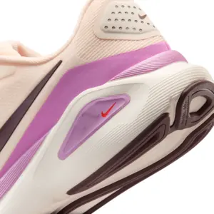 Nike Structure 26 Road Running Shoes