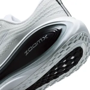 Nike Vomero Plus Road Running Shoes