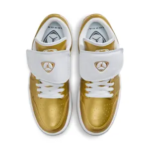 JORDAN 1 Low Shoes - Brown