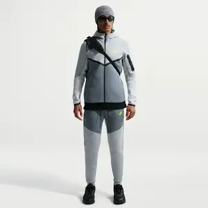 Nike Tech Fleece Jogger Pants - Grey