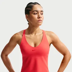 Nike Universa Medium-support Padded Sports Bra Tank Top - Red