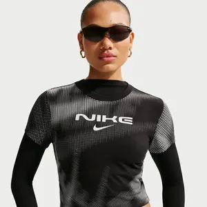 Nike Sportswear Chill Knit Slim Cropped T-shirt - Black