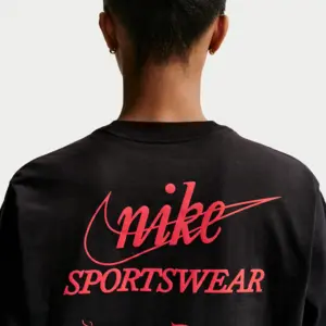 Nike Loose T-shirt