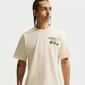 Nike Sportswear Premium Essentials T-shirt